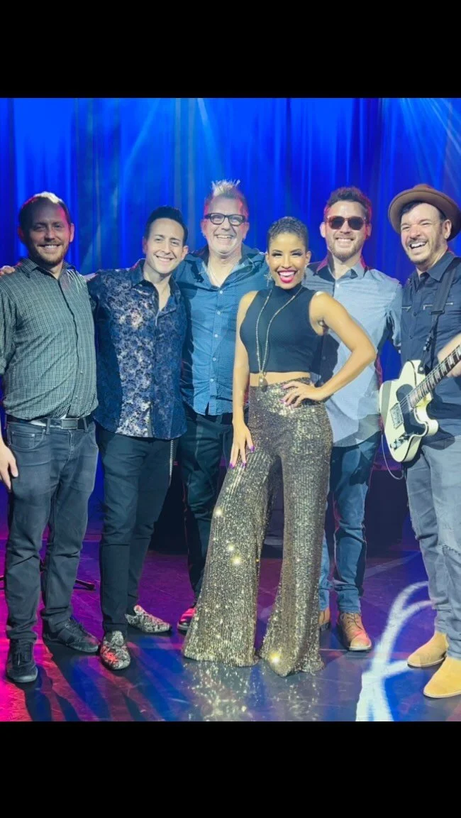 Bio — CRYSTAL STARK