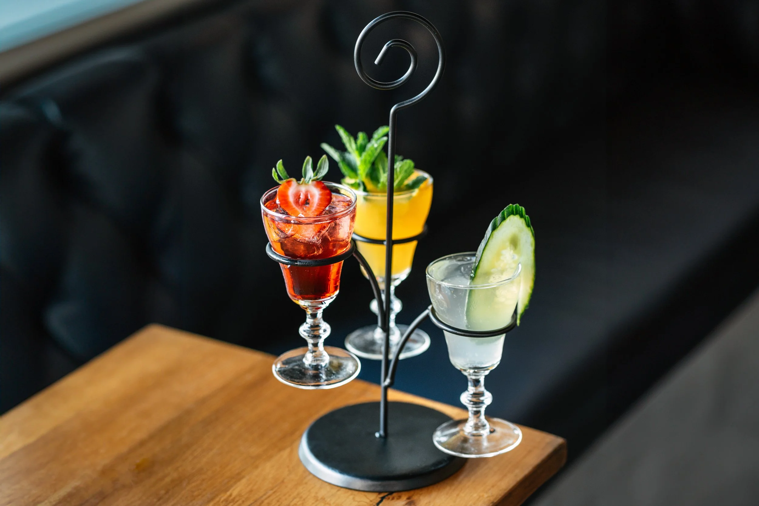 Spritz Flight — Hole In The Wall