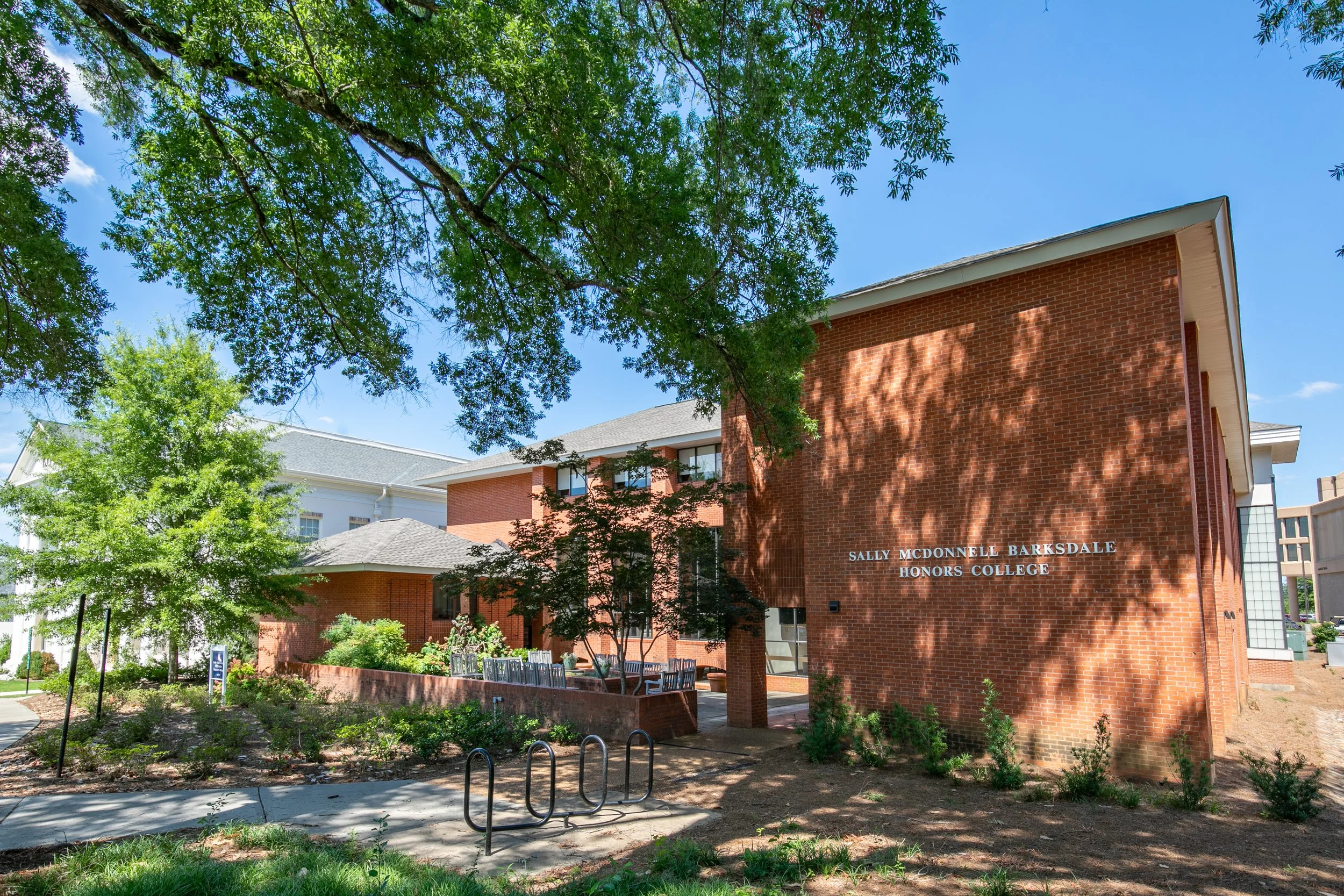 Sally McDonnell Barksdale Honors College — McCarty Architects