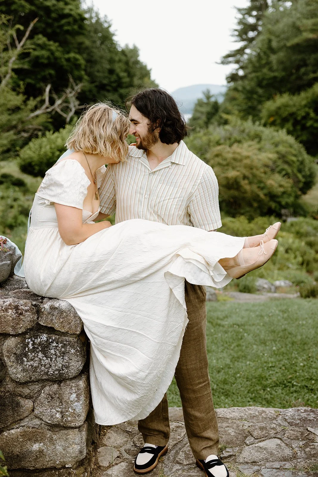 An Ethereal Elopement Party at The John Hay Estate at The Fells in New ...