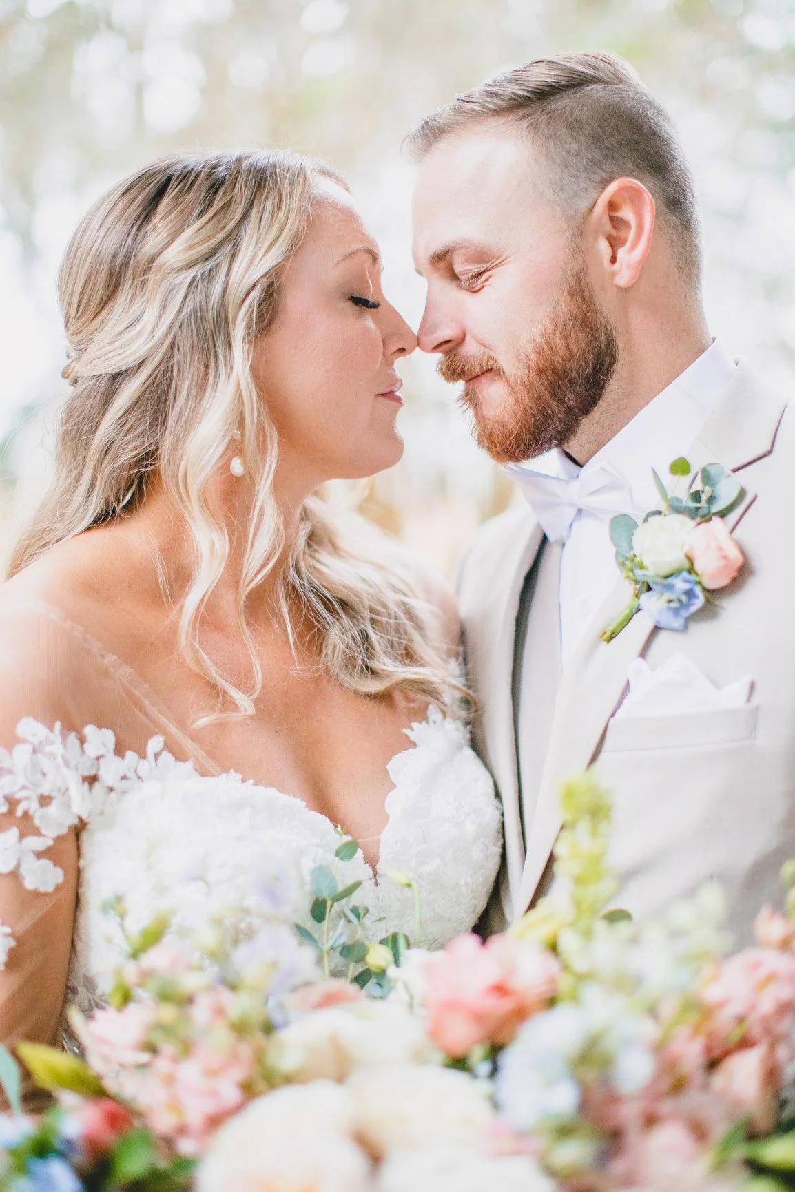 10 Stunning Wedding Photo Ideas for Every Couple | Unique and Timeless ...