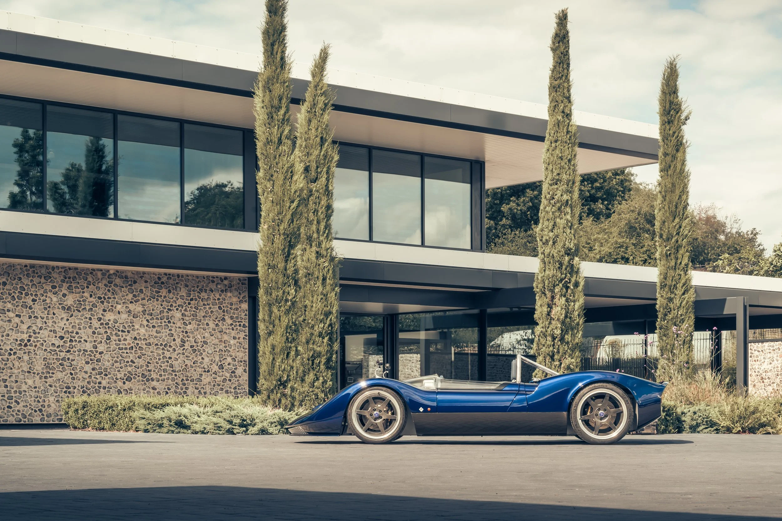 The N1a — Nichols Cars