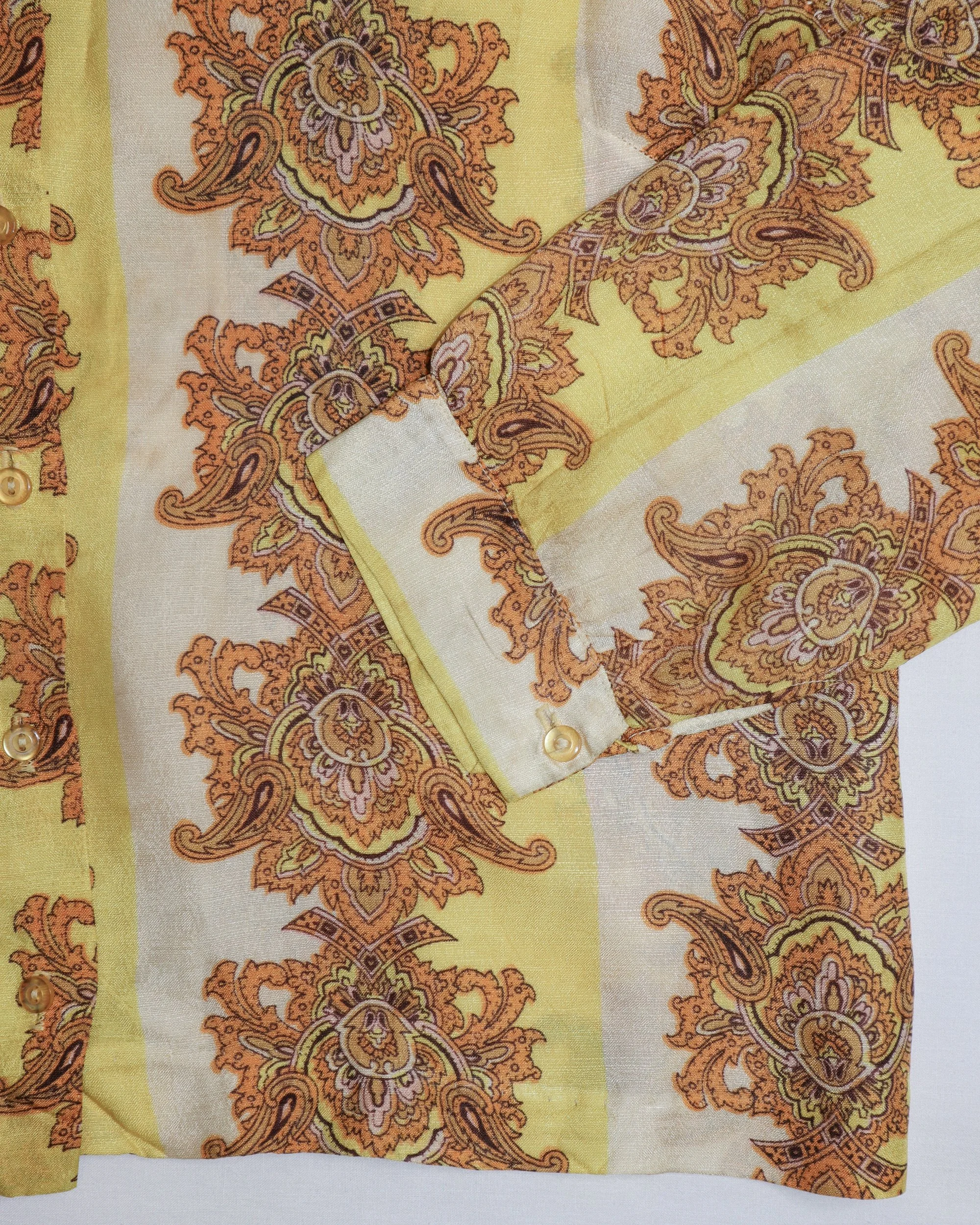 1970s groovy paisley pattern cropped shirt — Standing Ovation