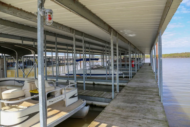 Stay — Fountainhead Marina | Adventures, Boat Rentals & Nightly Rentals ...