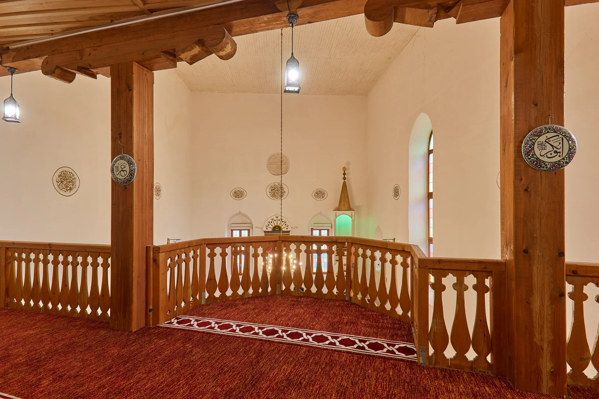 General 1 — POD NEBOM VEDRE VJERE - Islam i Evropa u iskustvu Bosne