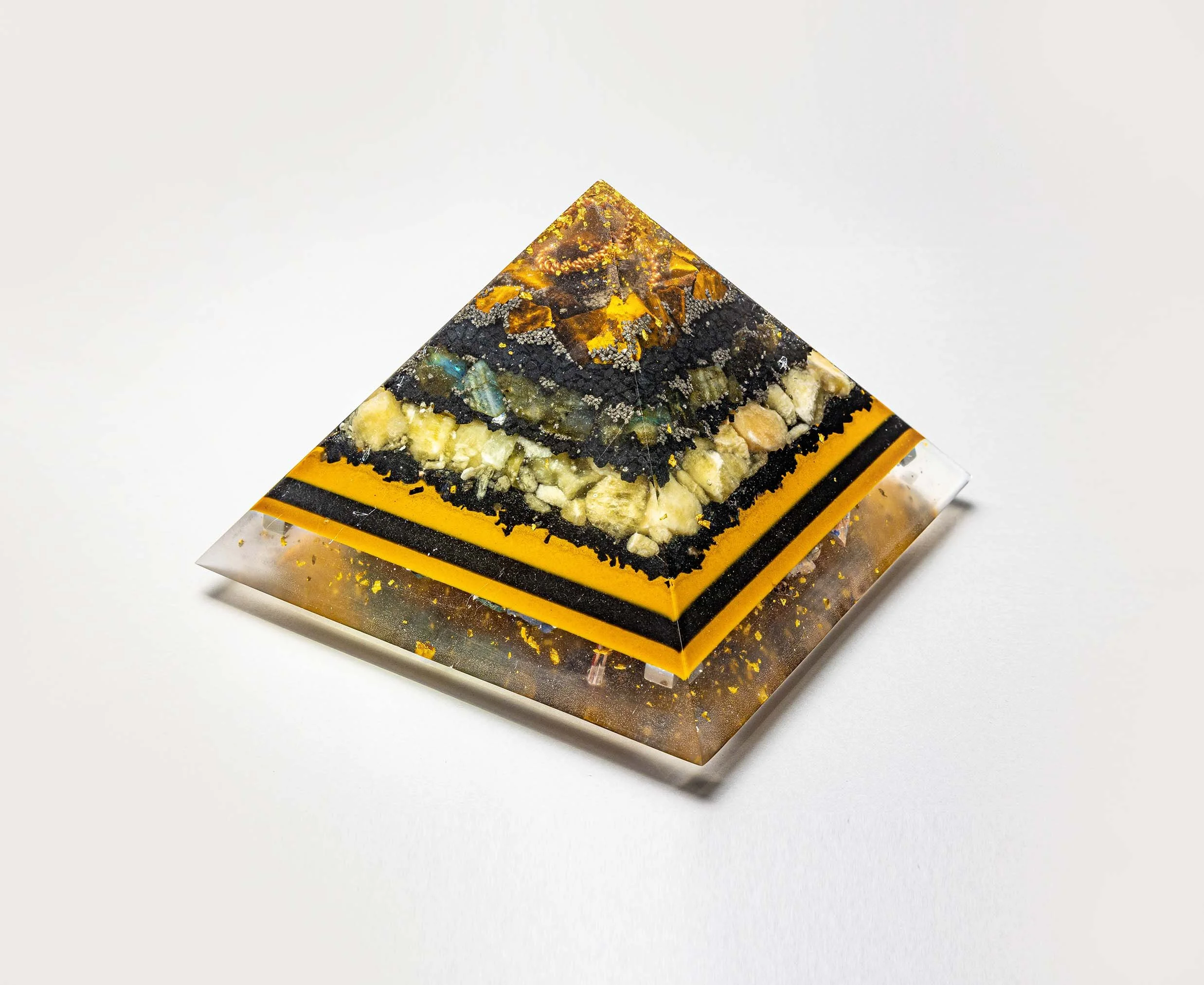 Orgonit Pyramide bestellen - — Agape Orgonit