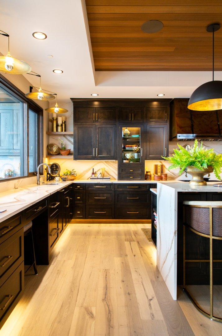 Chicago-Inspired Home — GALLERY