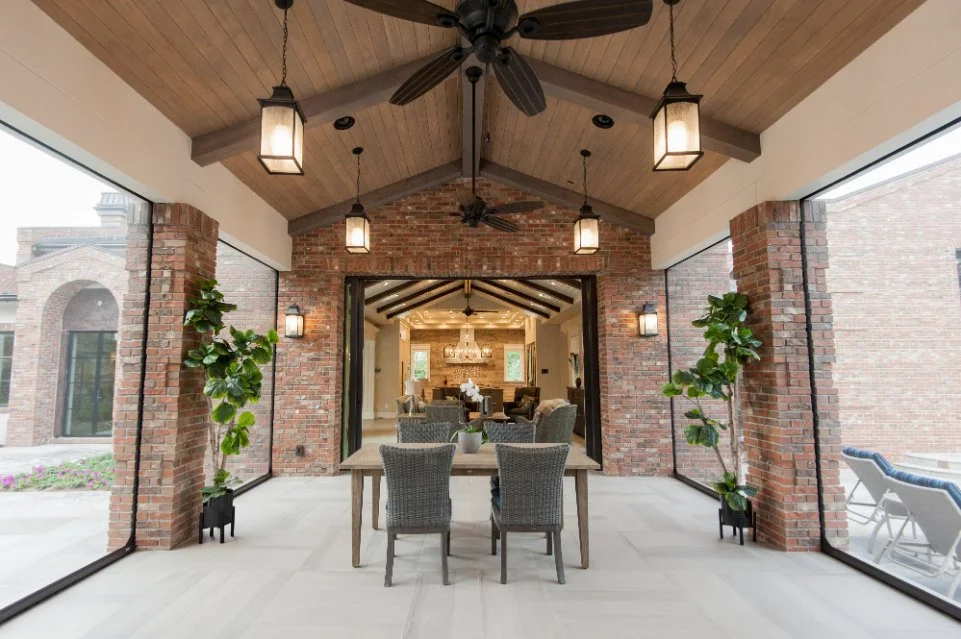 Building Considerations for Phantom Executive Screens