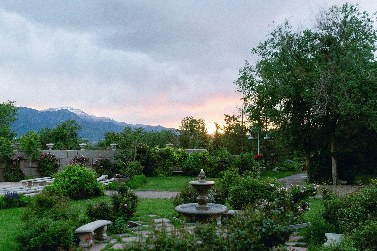 Weddings | Book Your Dream Venue — Hillside Gardens