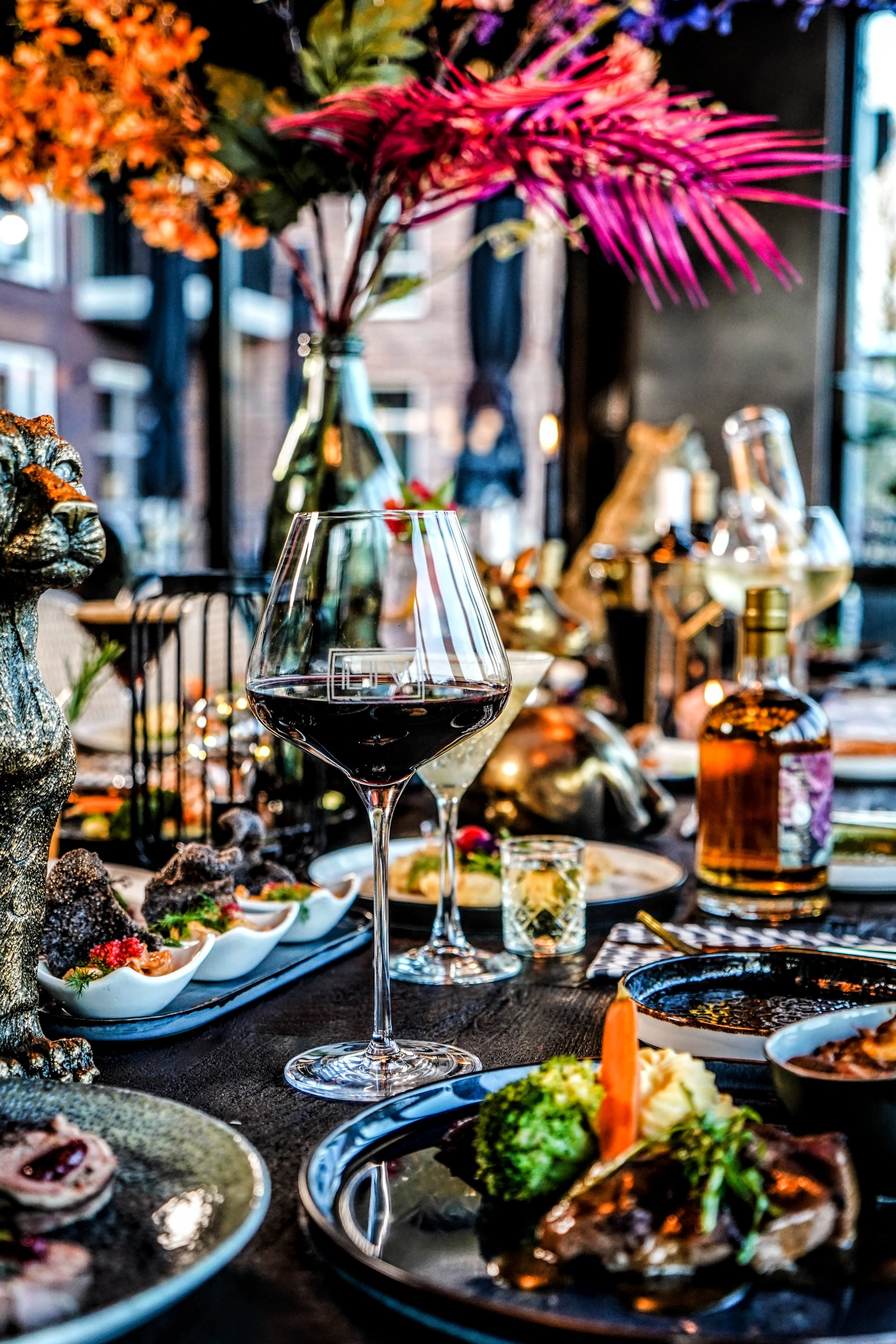 LIV NIEUWLEUSEN 🥂 Restaurant | Diner | Cocktails | Events | Feesten ...