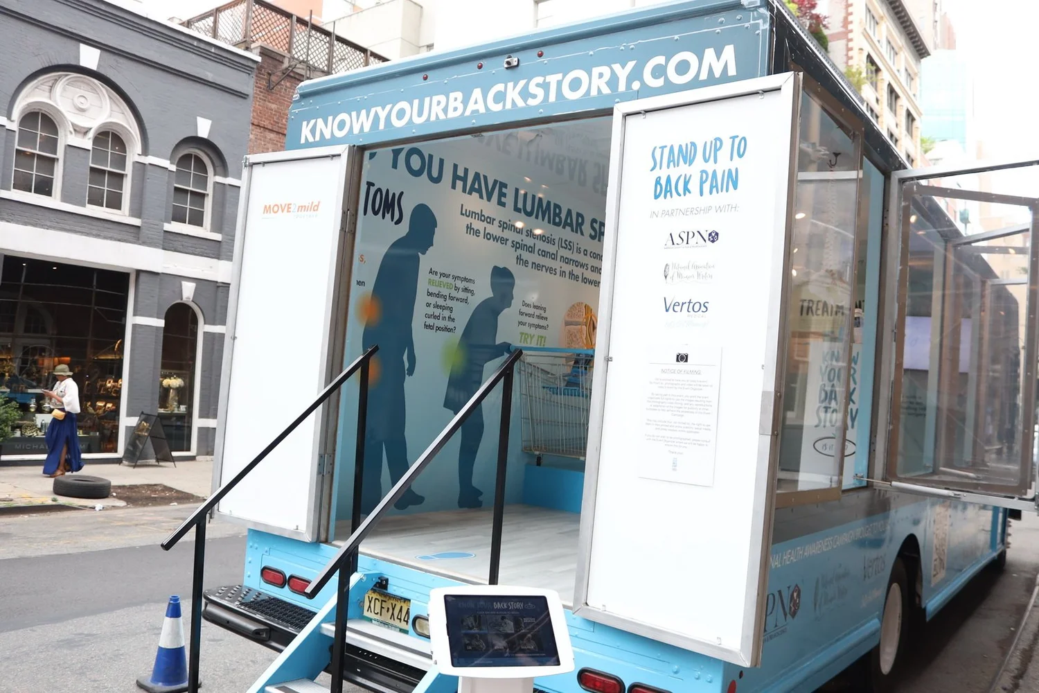 VTI's Fleet of Glass Box Truck Rentals will unleash Your Brand's ...