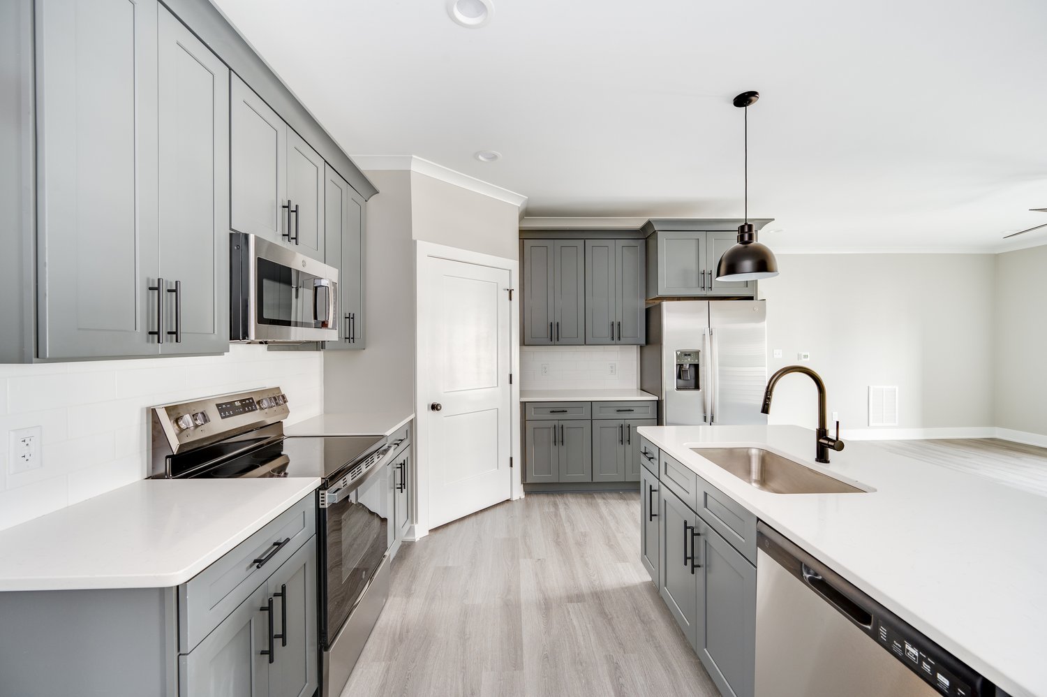 East Pointe Luxury Apartments | TPB Properties