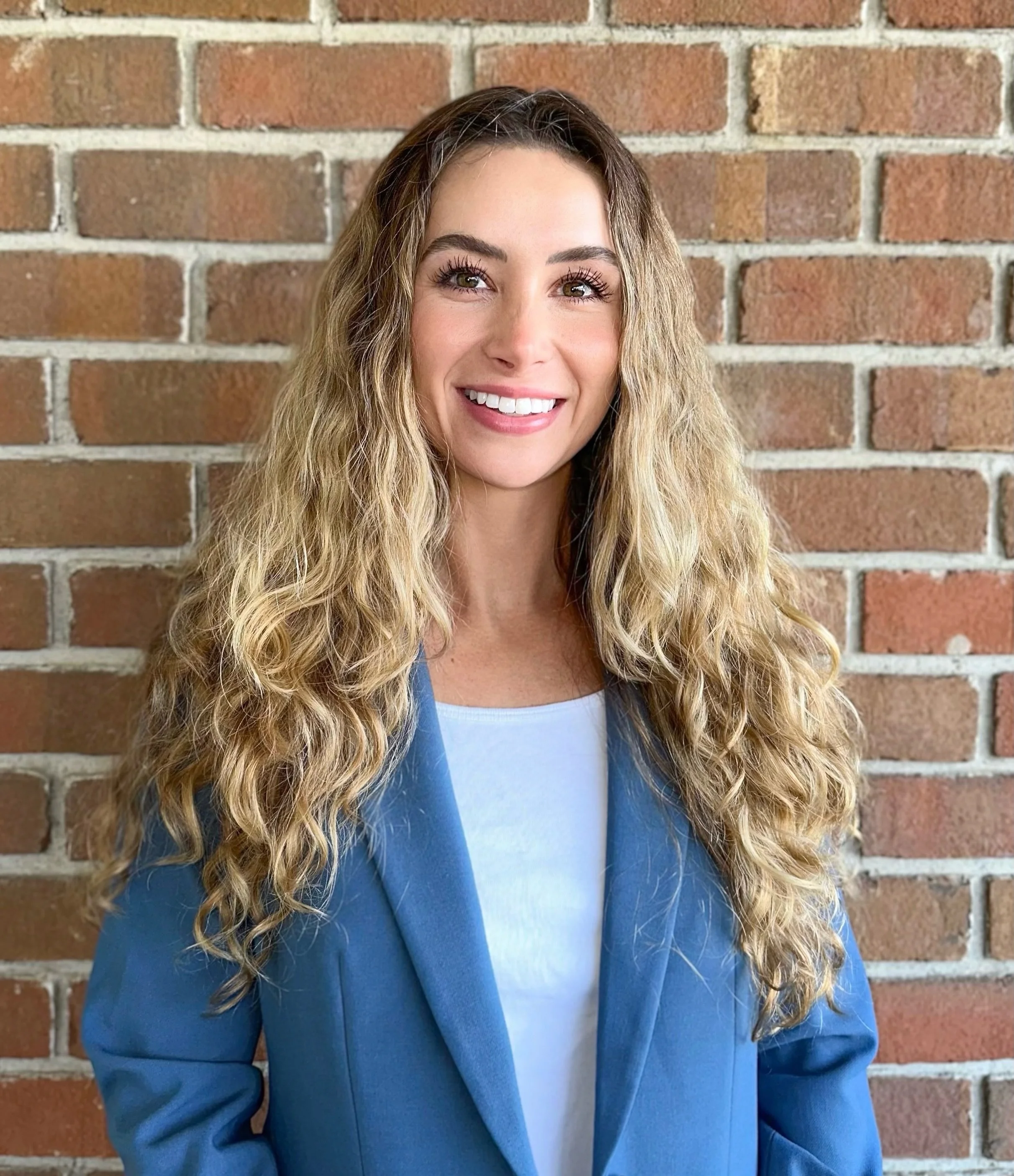 Kelsey Raymondi — Live Well Counseling