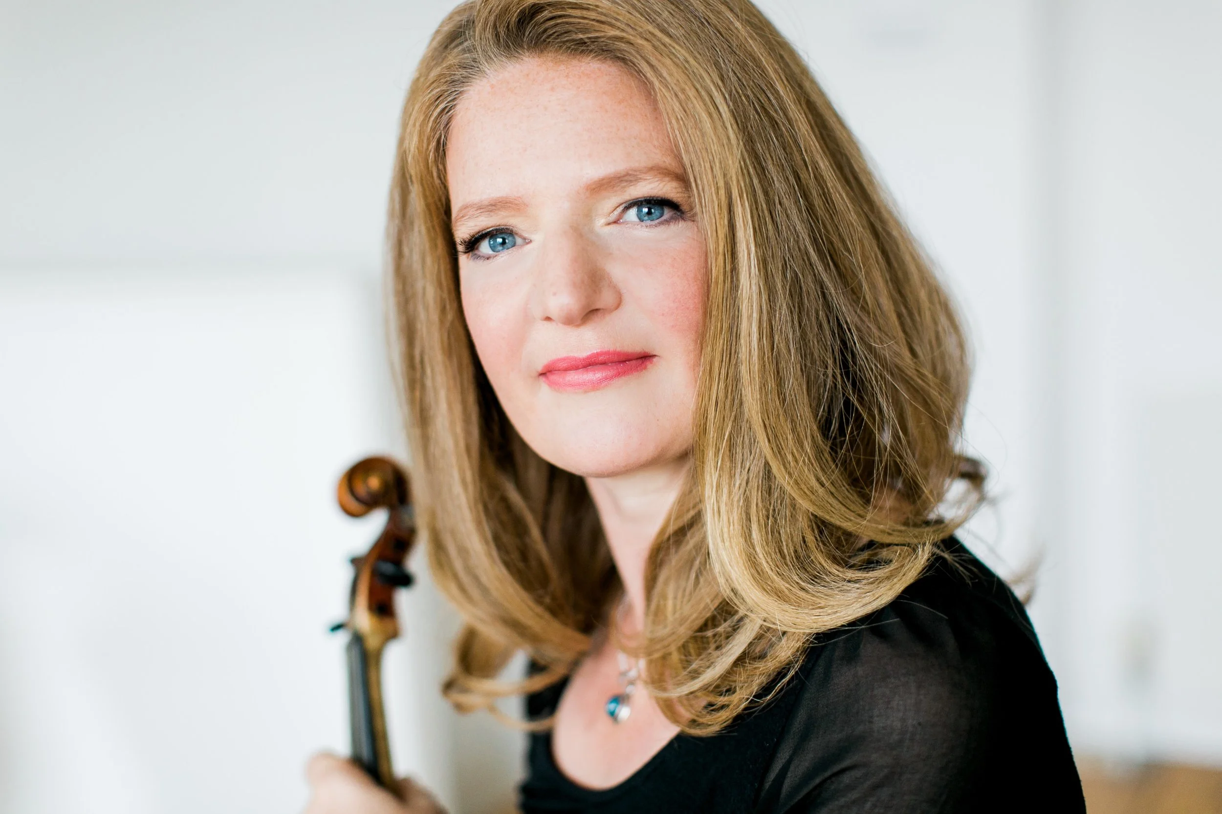Rachel Podger — Brecon Baroque Festival