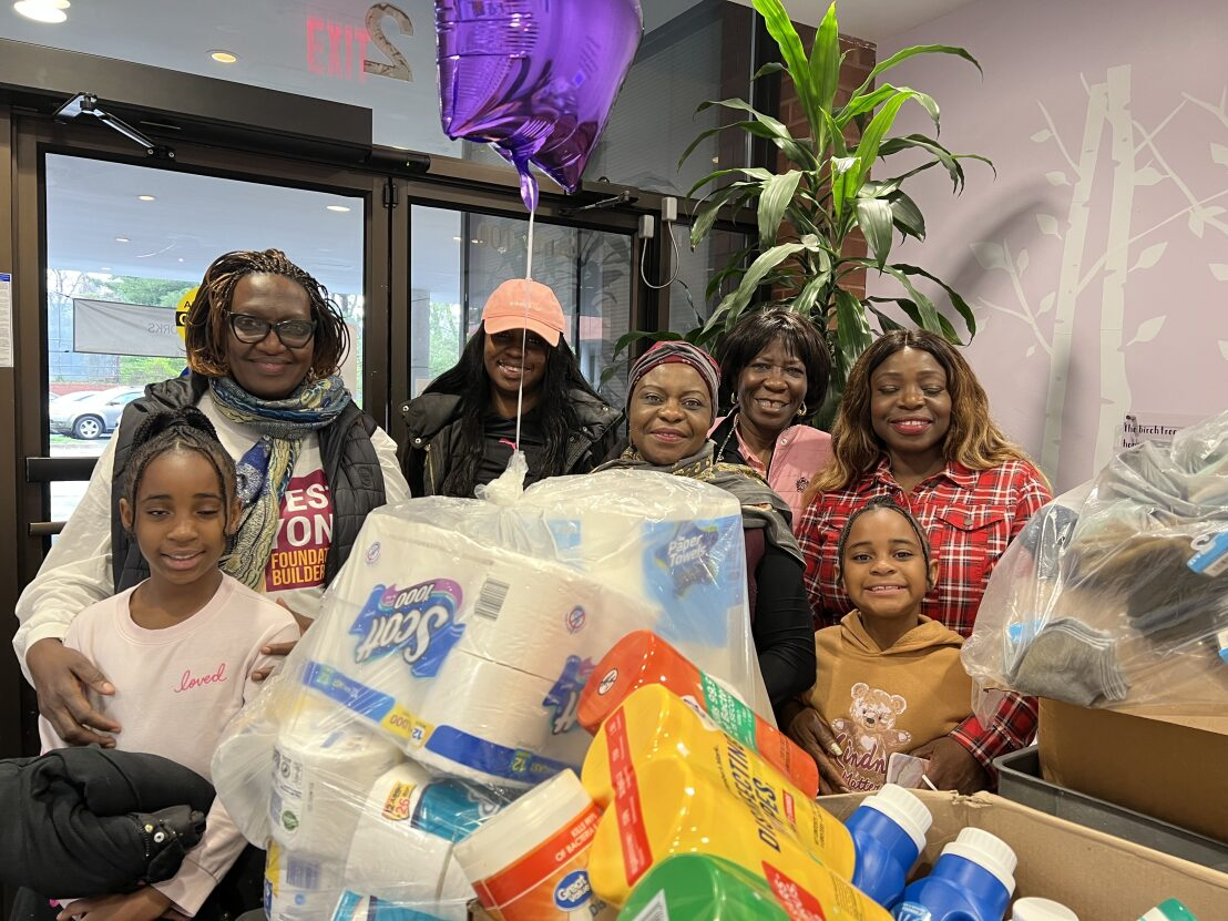 Volunteer — Interfaith Works