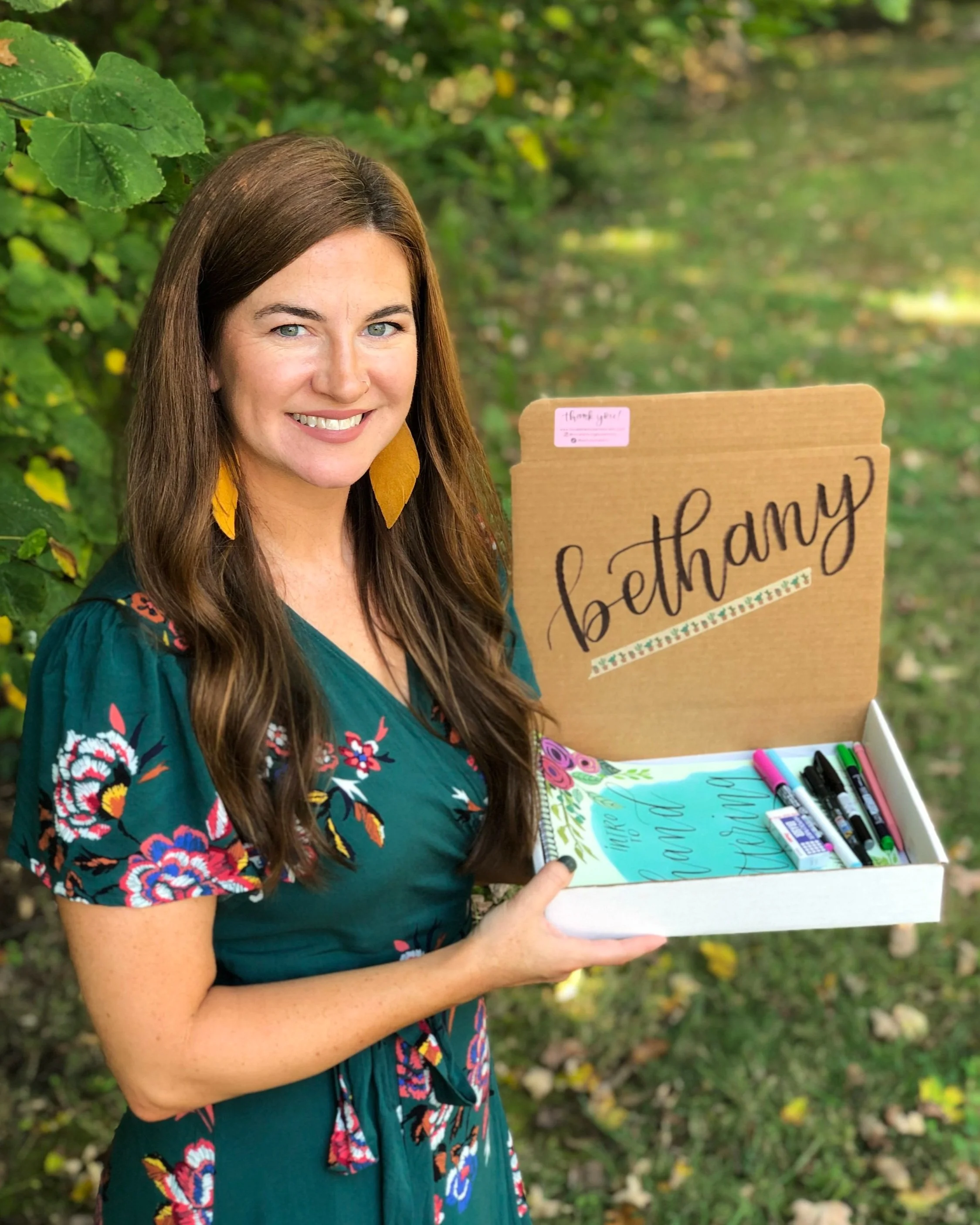 Learn how to do brush pen lettering, modern calligraphy, & hand ...