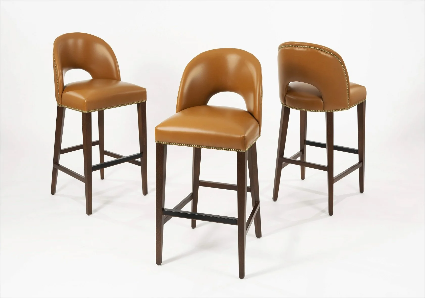 Custom Hospitality Seating — Wharton Hunt