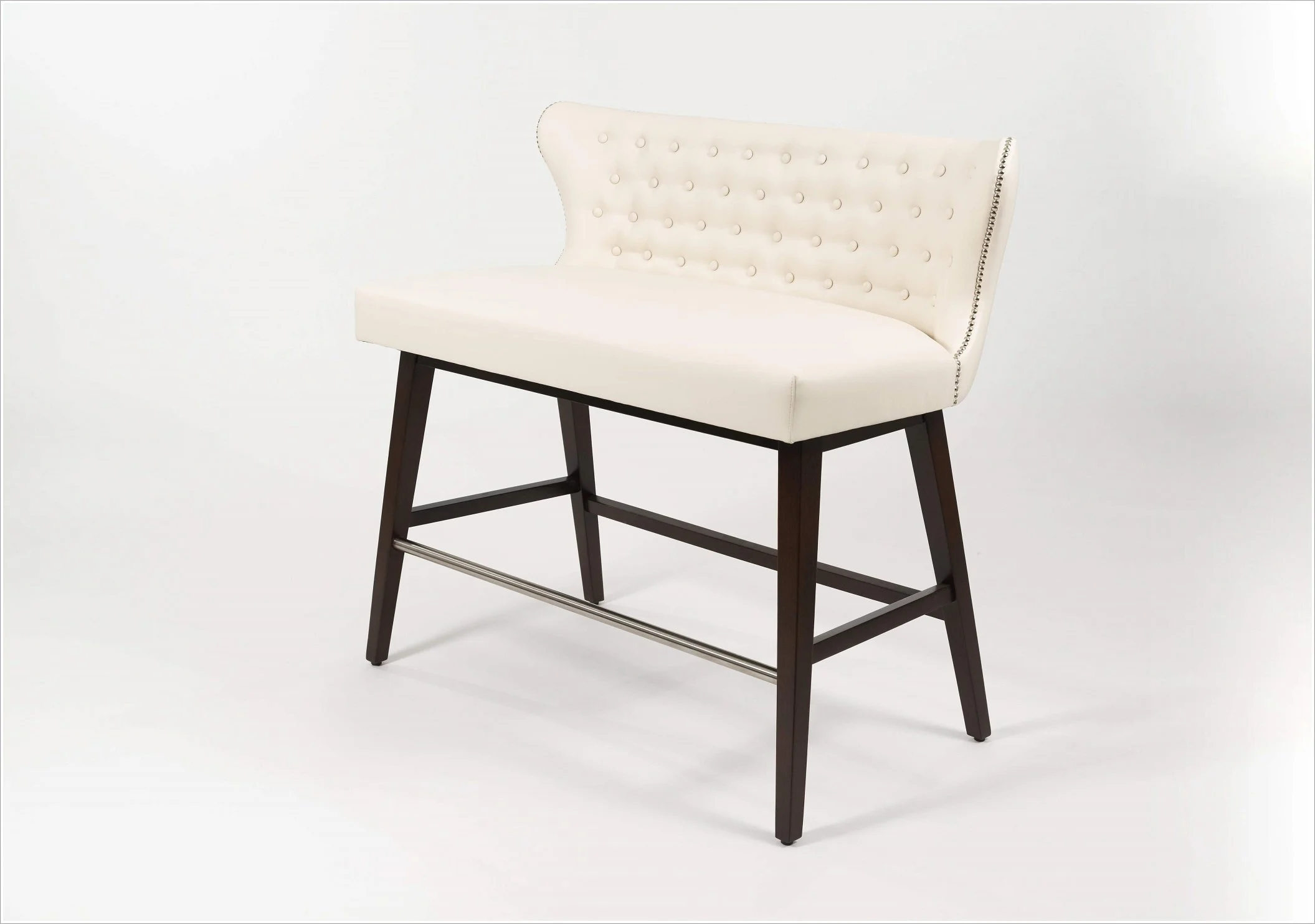 Custom Hospitality Seating — Wharton Hunt