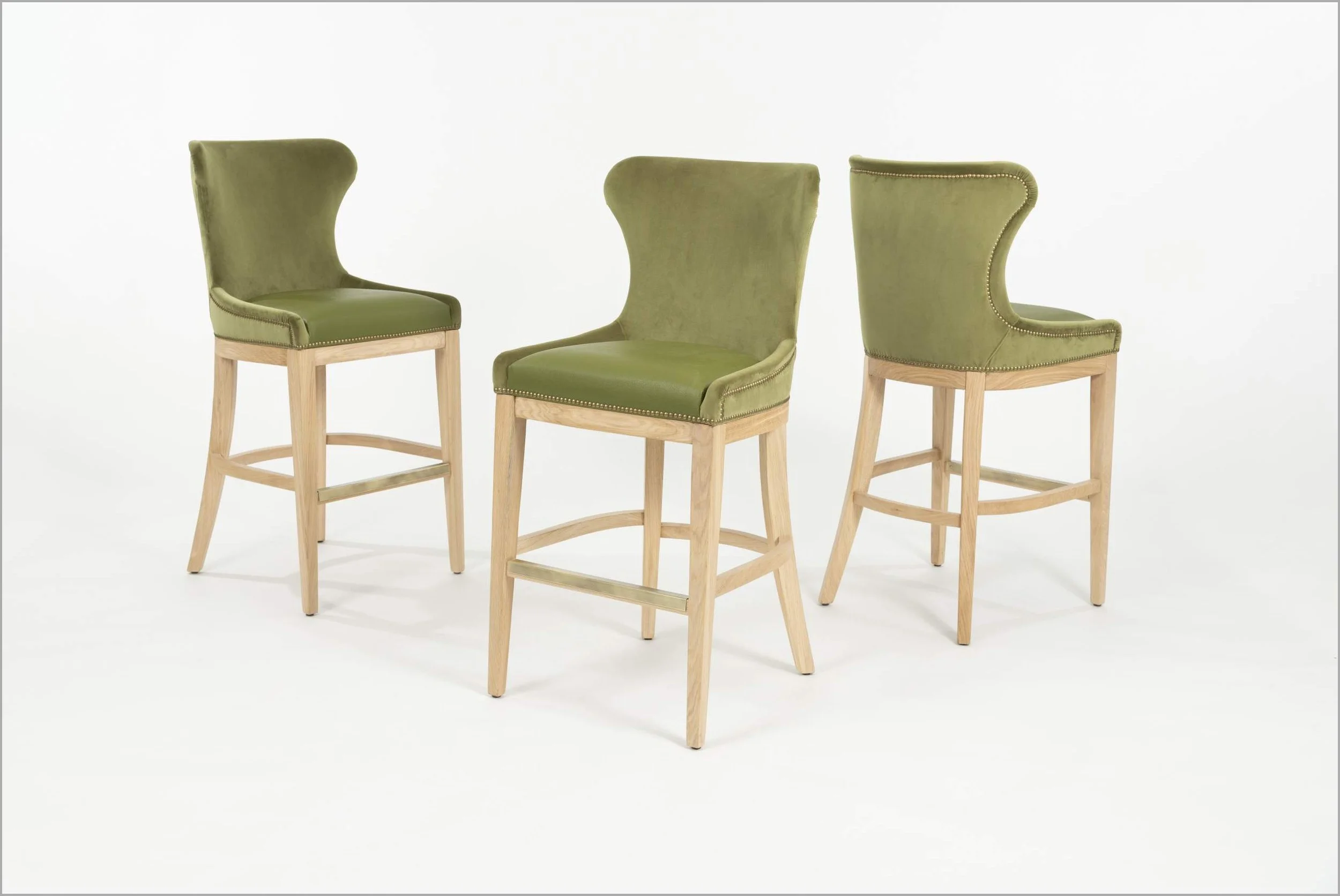 Custom Hospitality Seating — Wharton Hunt