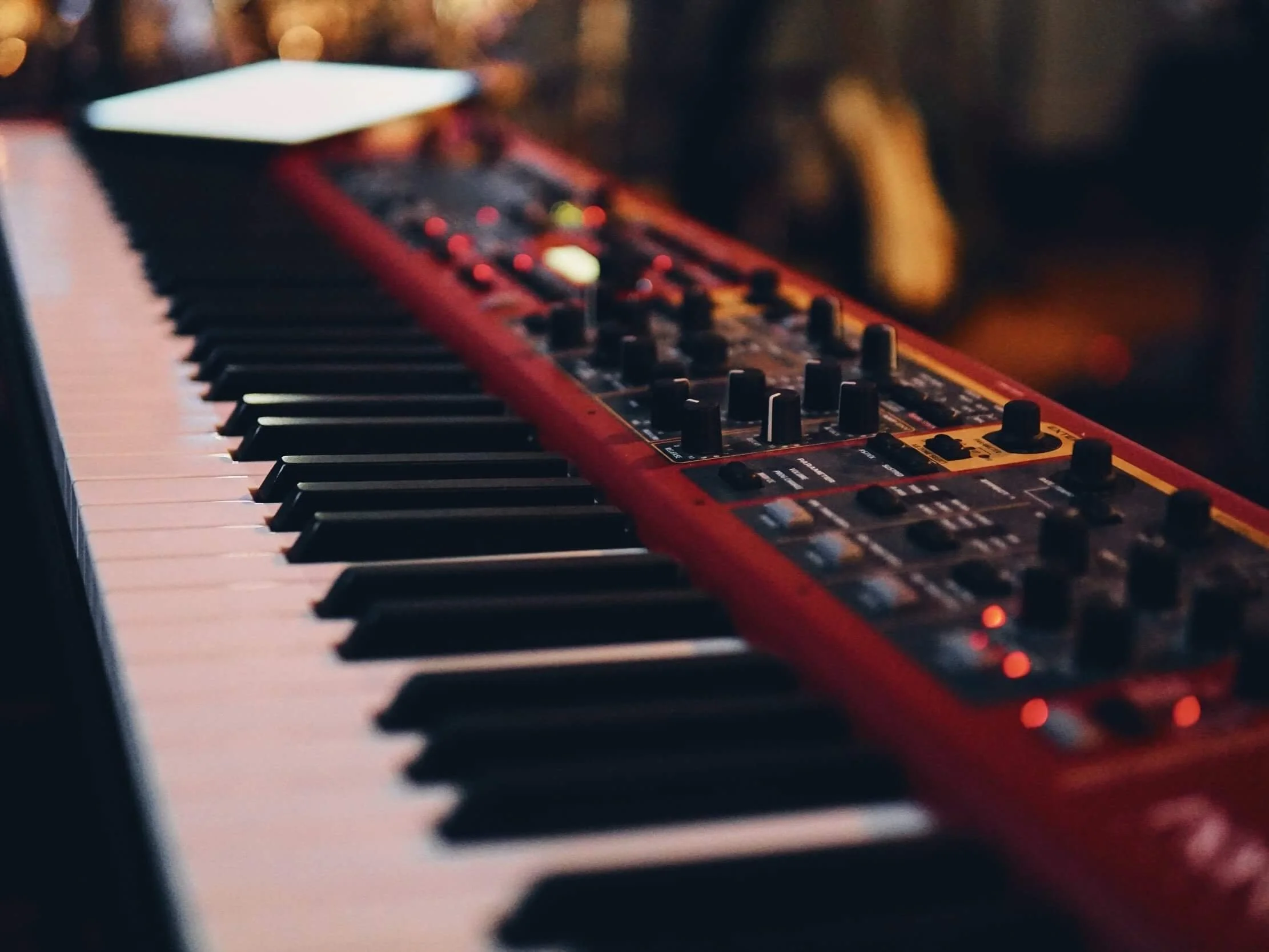Worship Piano for Beginners: A Step-by-Step Guide [with Video Tutorials ...