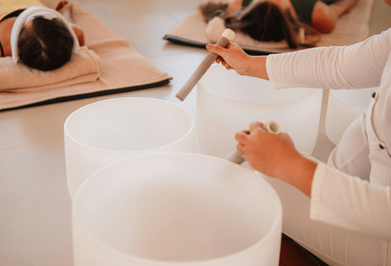 10 Polyvagal Exercises to Try Alone or With a Group — Maximé Clarity