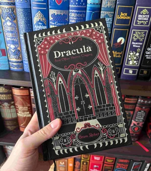 8 Best Horror Authors of All Time (Ranked for 2026)