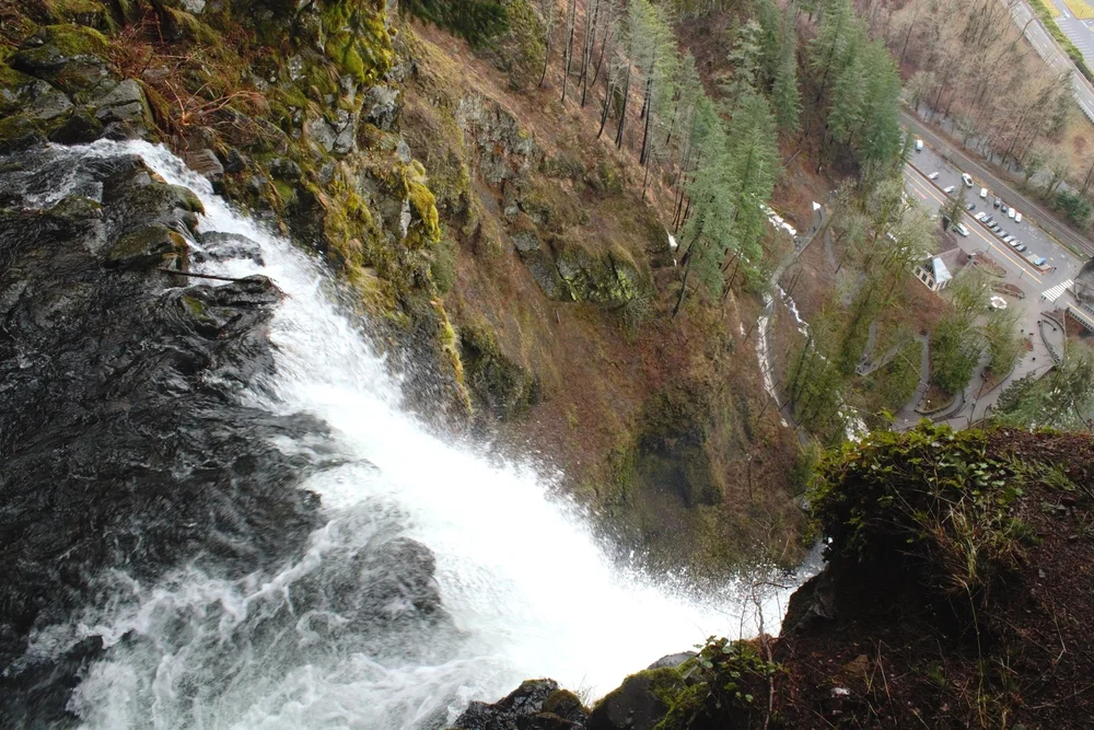 Multnomah Falls - Wahkeena Falls Loop Hike — Pines and Vines — Pines ...