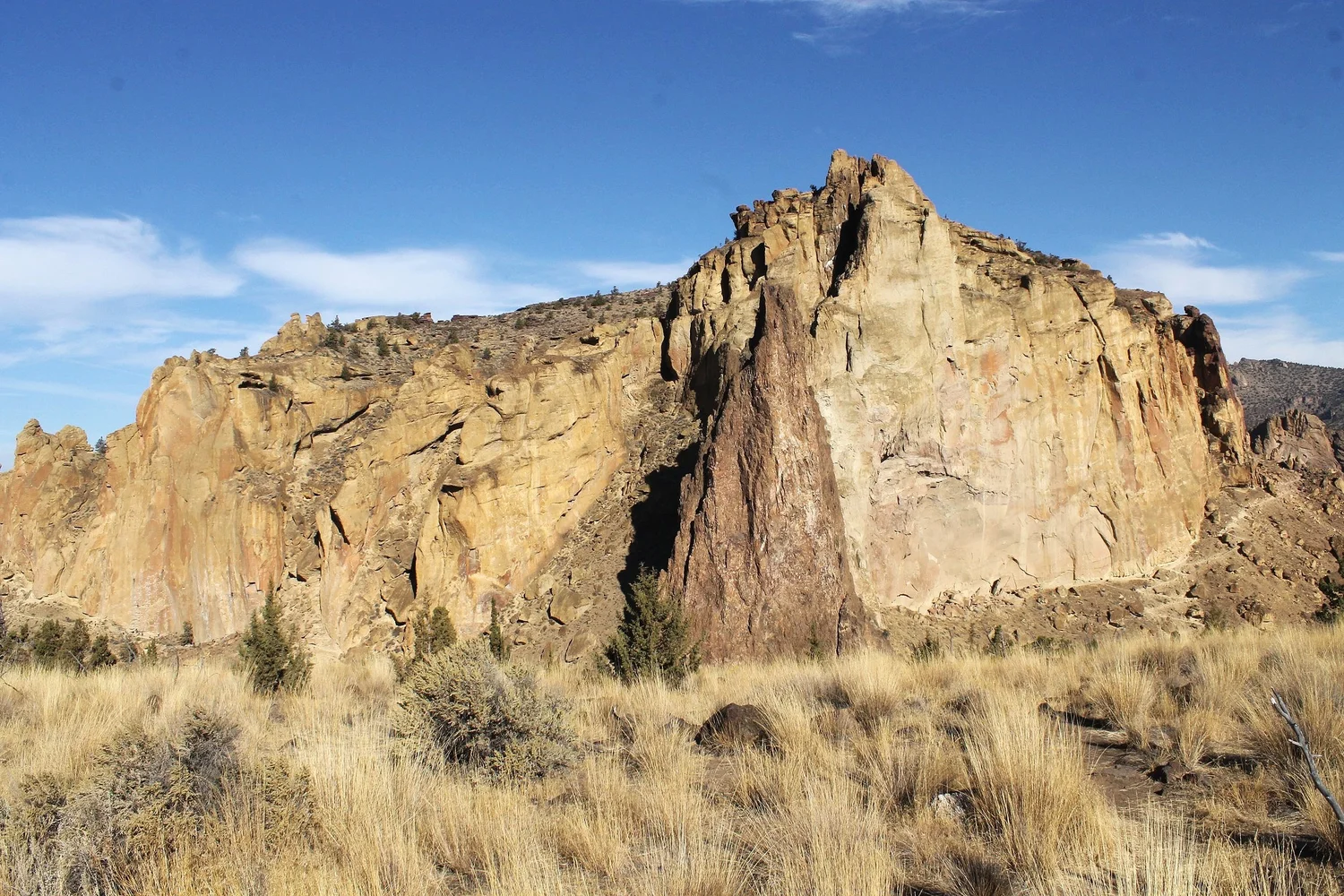 7 Unforgettable Hikes at Smith Rock (+ Quick Visitor’s Guide) — Pines ...