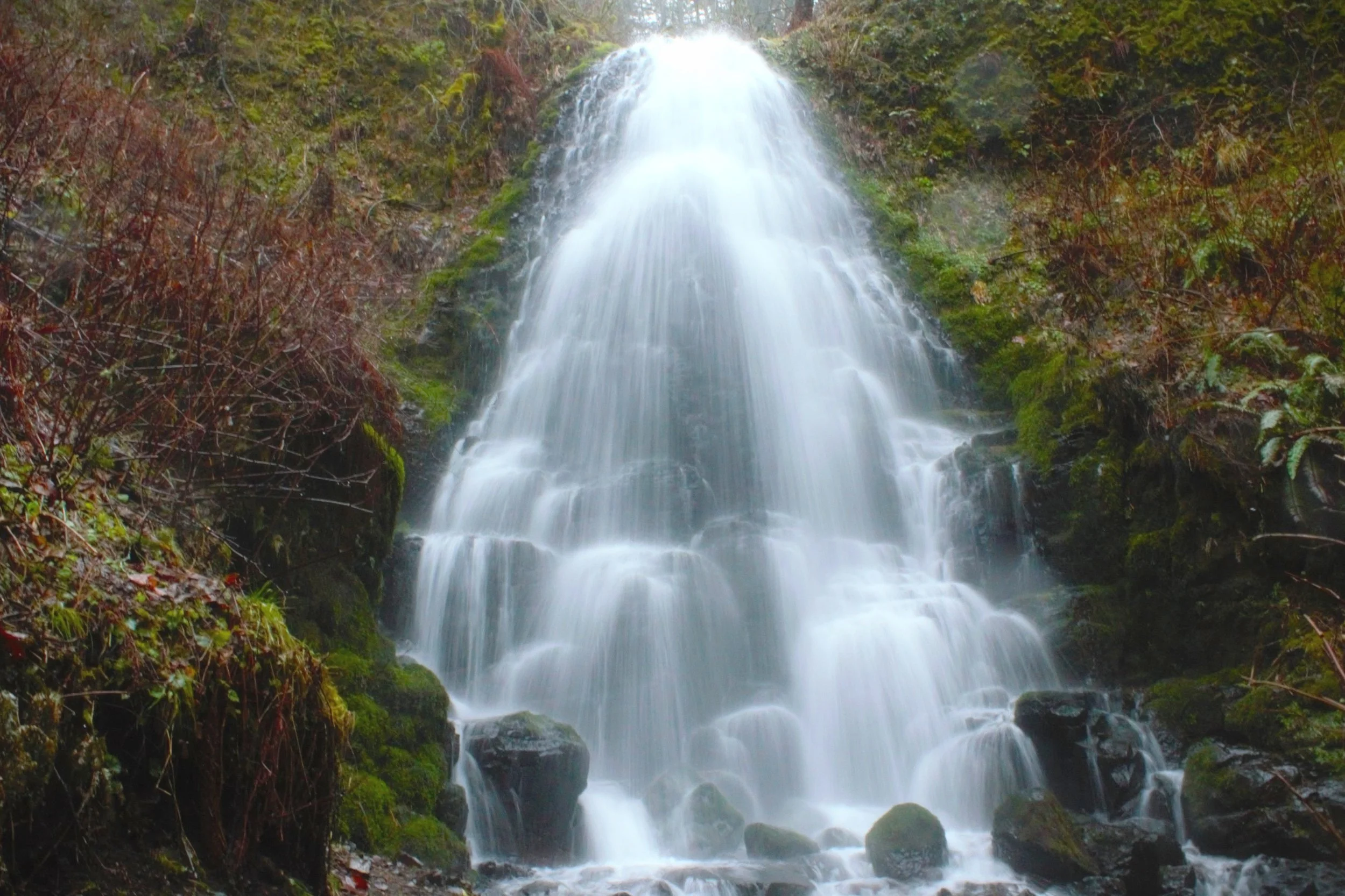 10 Great Waterfall Hikes near Multnomah Falls — Pines and Vines