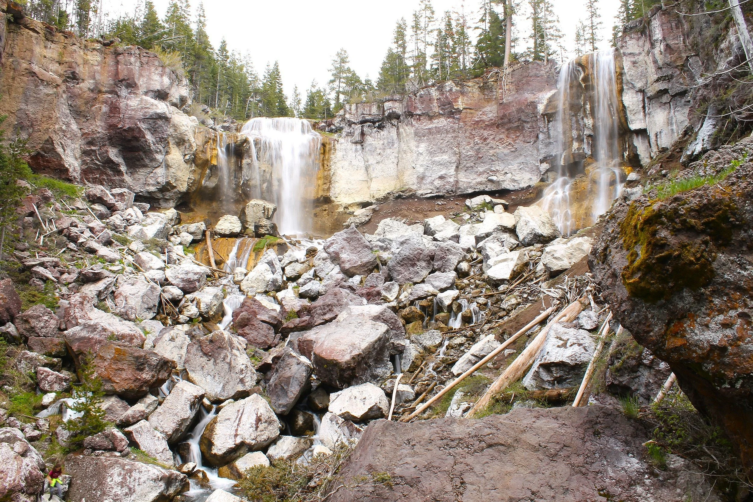 9 Fun Things to Do at Newberry Volcanic National Monument — Pines and ...