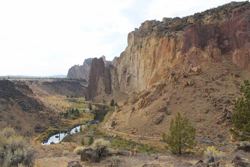 7 Unforgettable Hikes at Smith Rock (+ Quick Visitor’s Guide) — Pines ...