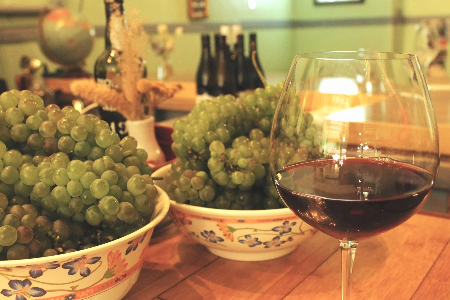 19 Best Wine Bars in Portland, Oregon — Pines and Vines — Pines and Vines