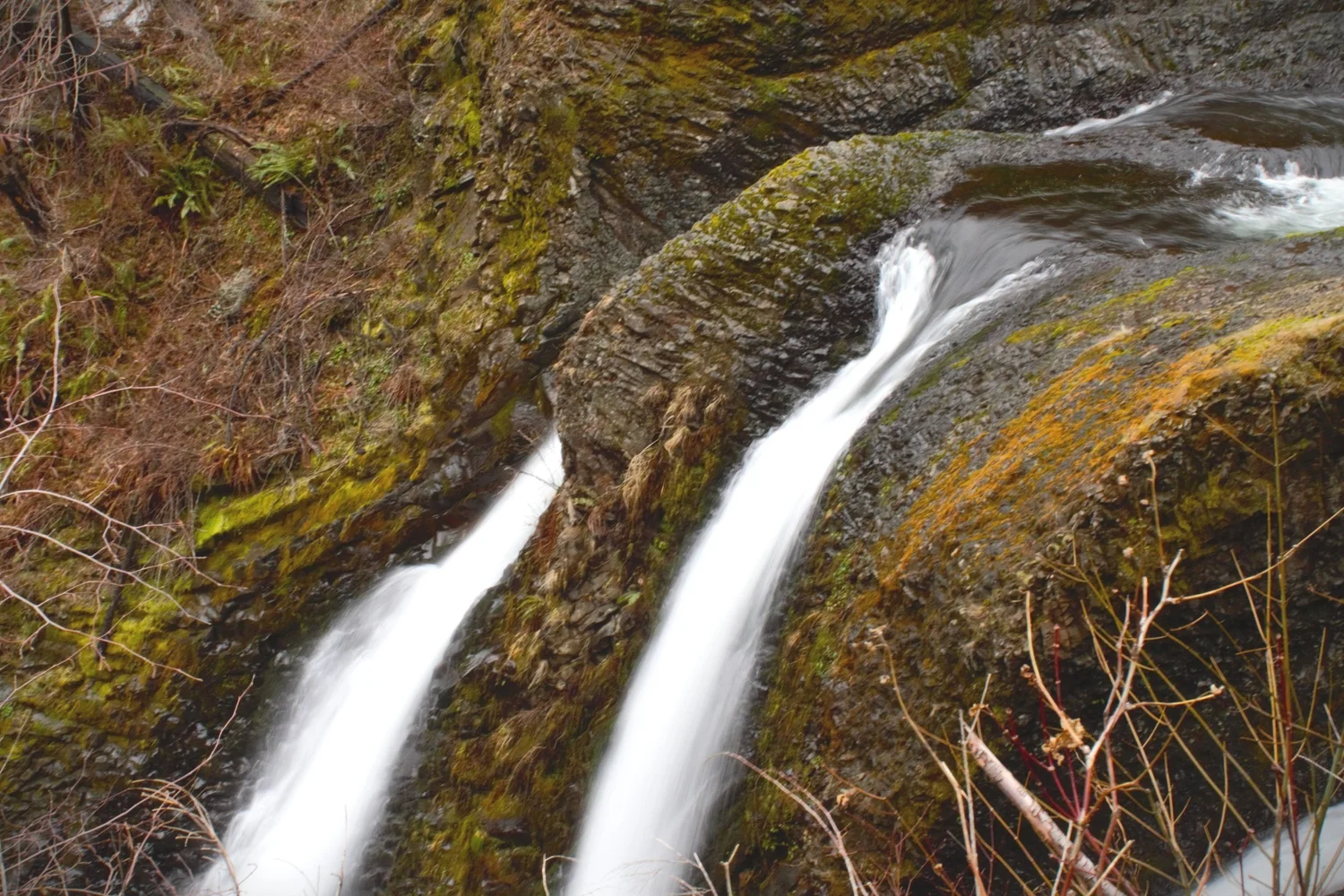 Hike from Horsetail Falls to Triple Falls in the Columbia Gorge — Pines ...