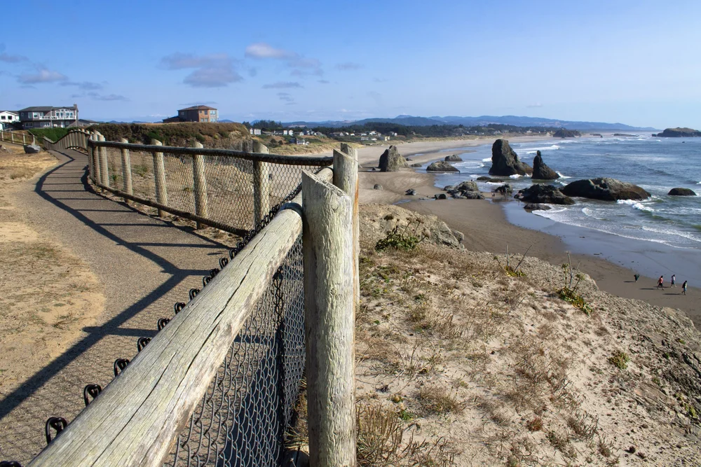 15 Fun Things to Do in Bandon, Oregon — Pines and Vines