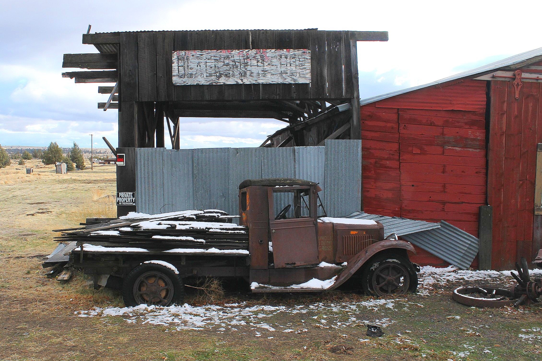 Shaniko: Oregon’s Coolest Ghost Town — Pines and Vines
