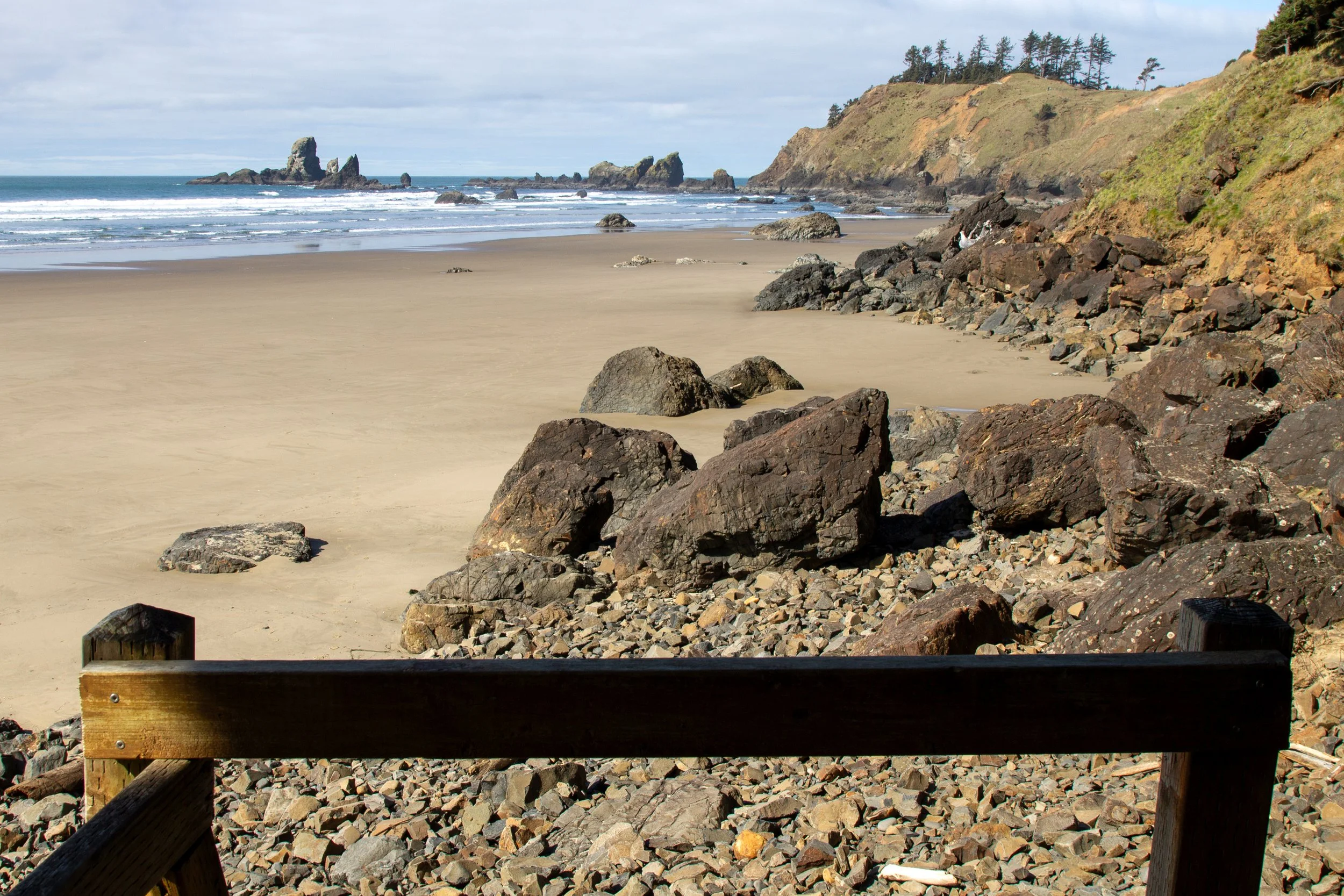 How to Find Crescent Beach on the Oregon Coast — Pines and Vines