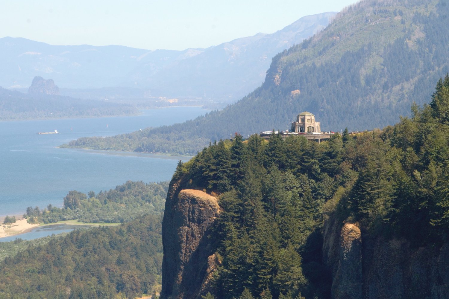 Visiting Vista House at Crown Point — Pines and Vines — Pines and Vines