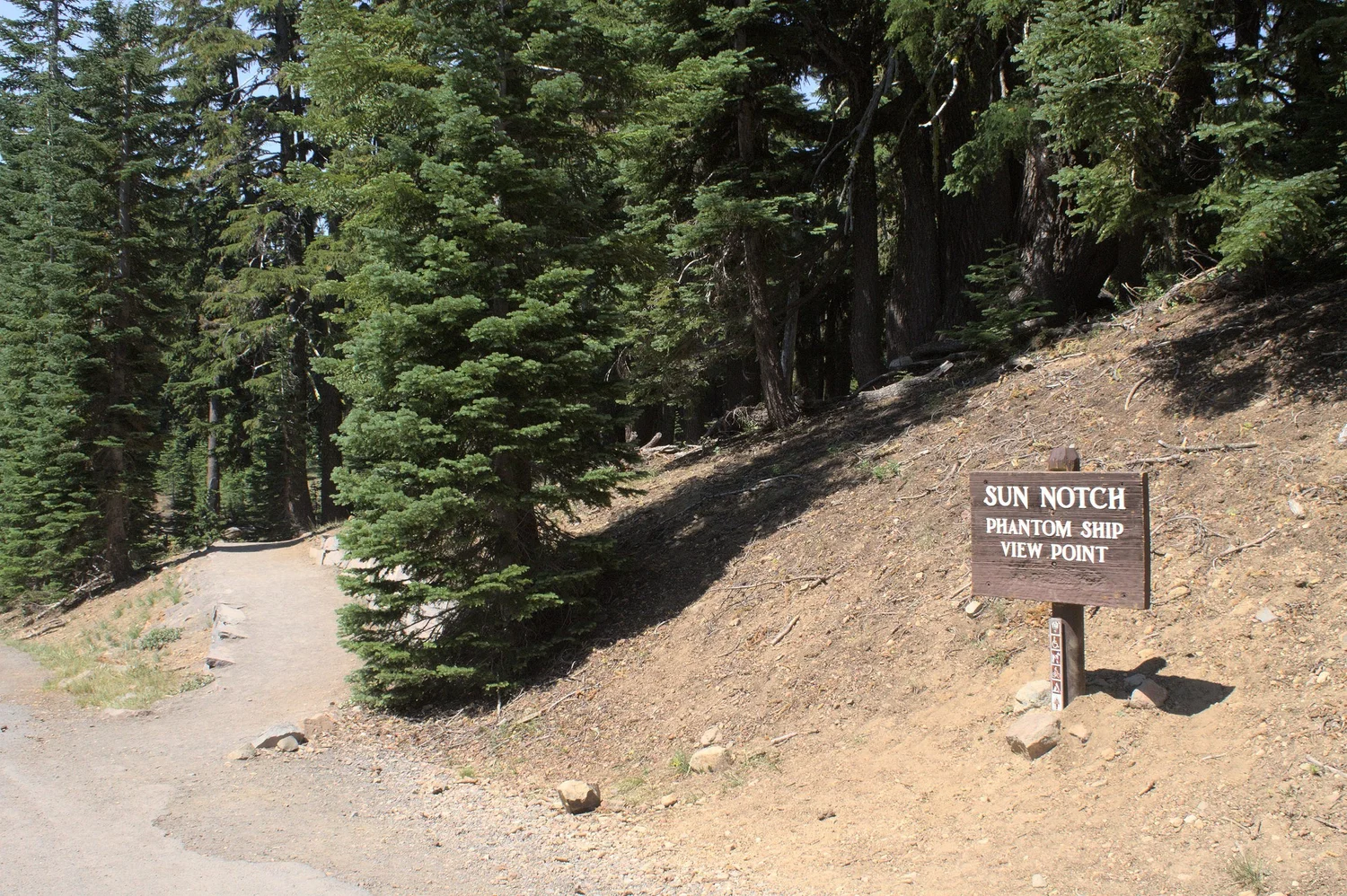 4 Magnificent Short Hikes at Crater Lake National Park (+ Quick Visitor ...