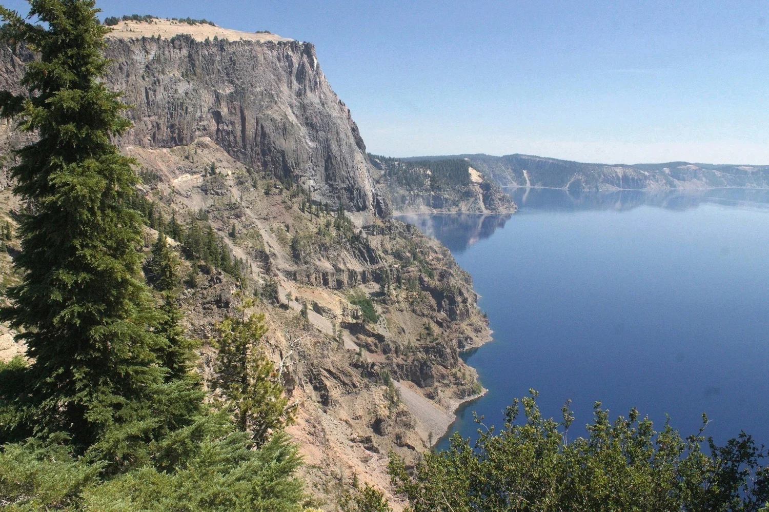 4 Magnificent Short Hikes at Crater Lake National Park (+ Quick Visitor ...