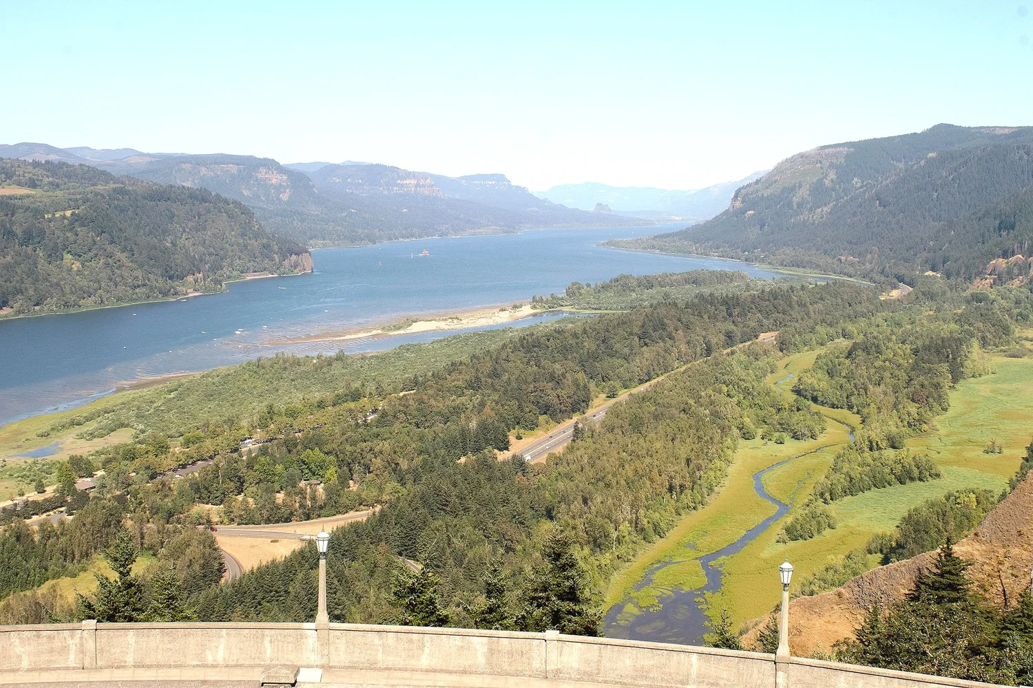 Visiting Vista House at Crown Point — Pines and Vines — Pines and Vines