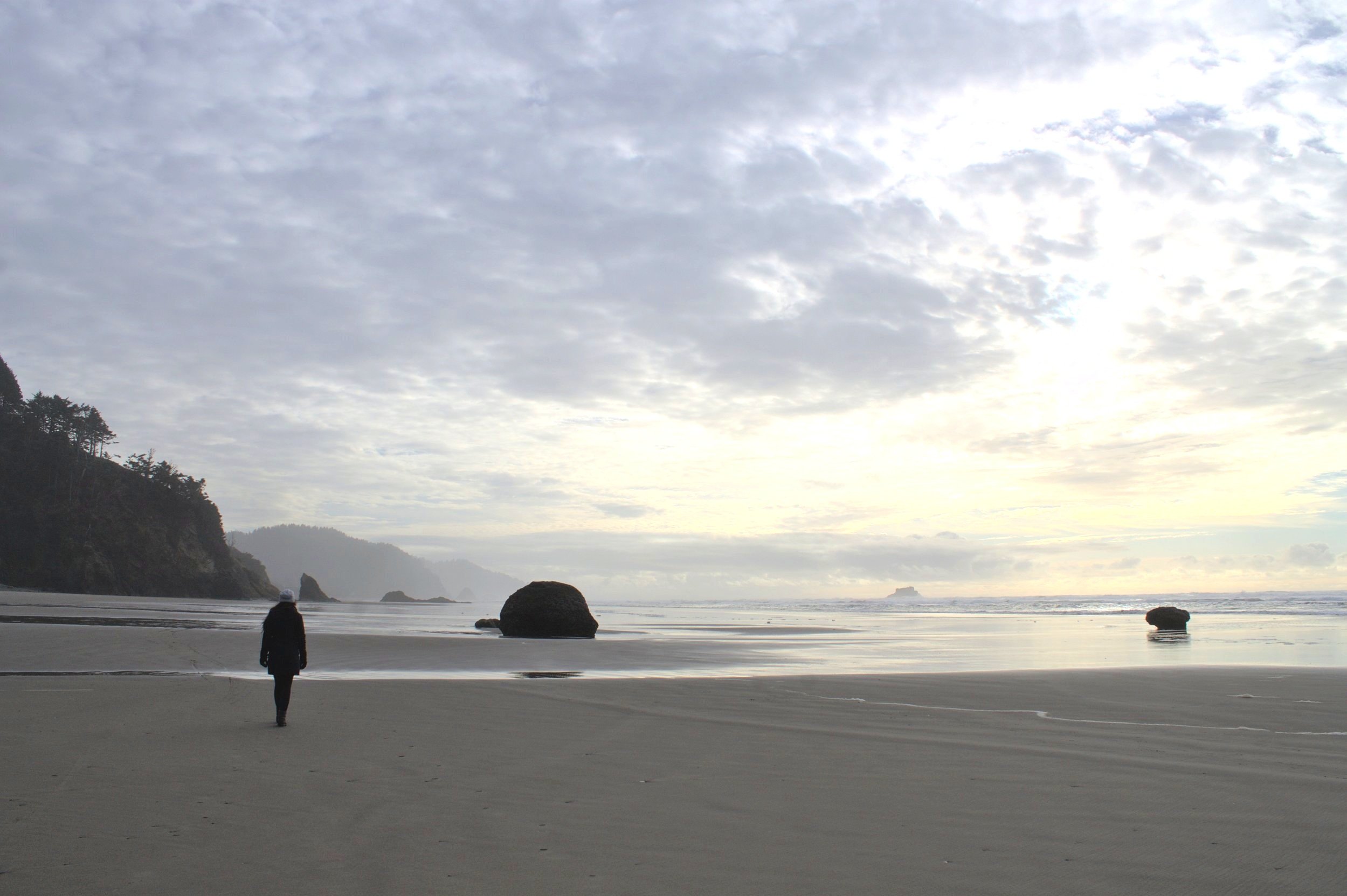 How to Hike around Hug Point at the Oregon Coast — Pines and Vines