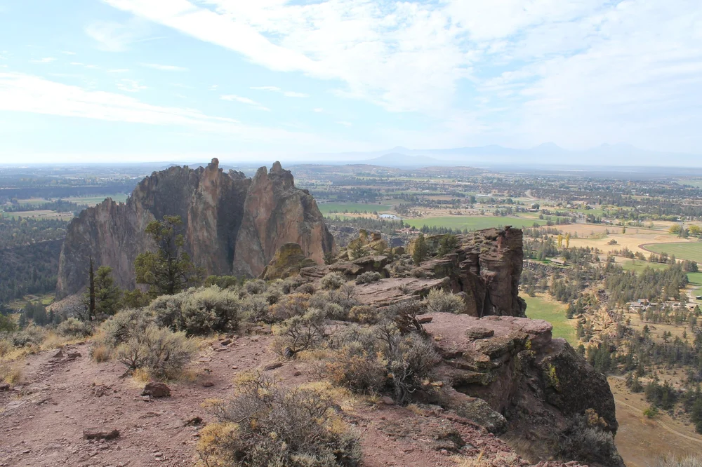 7 Unforgettable Hikes at Smith Rock (+ Quick Visitor’s Guide) — Pines ...