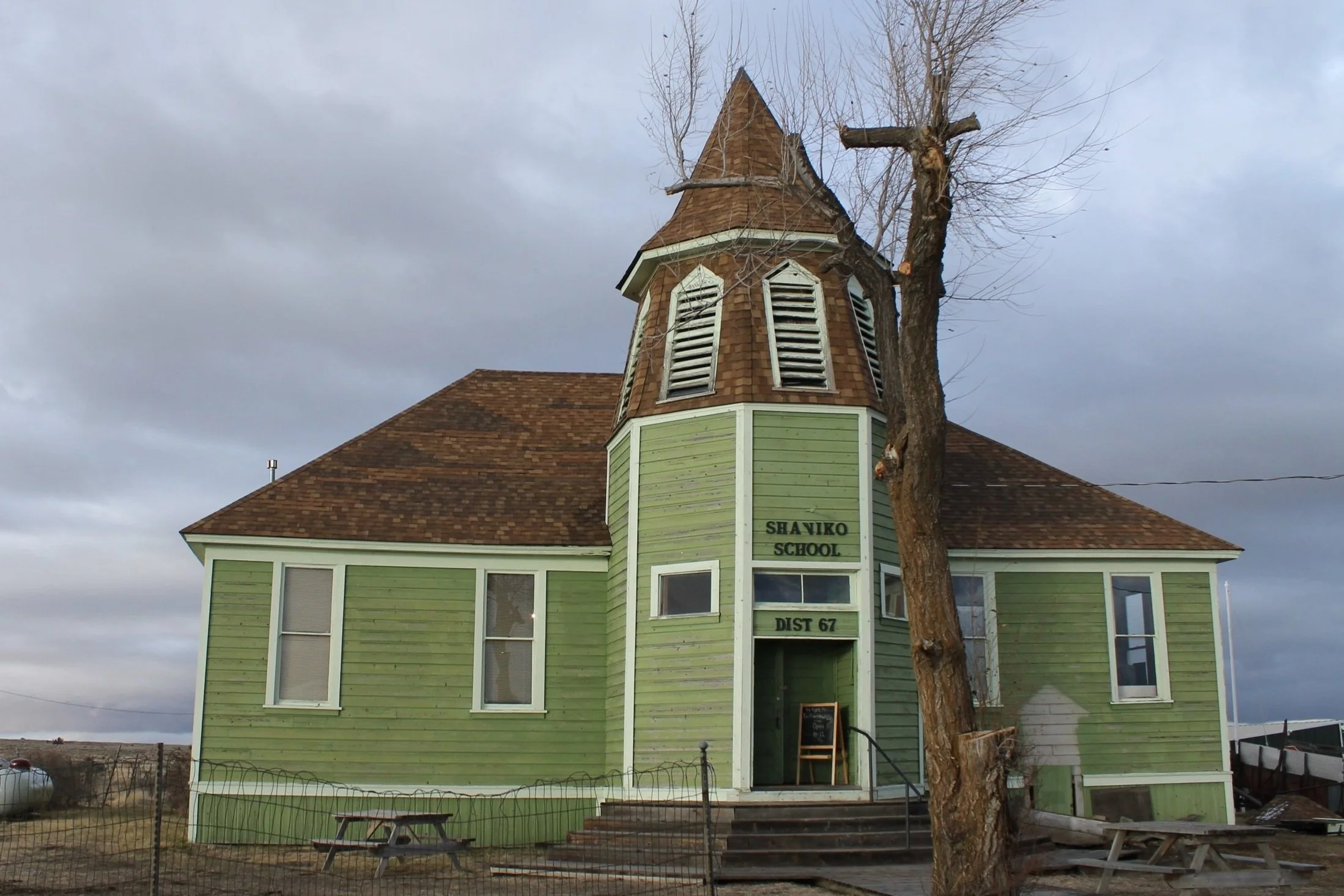 Shaniko: Oregon’s Coolest Ghost Town — Pines and Vines