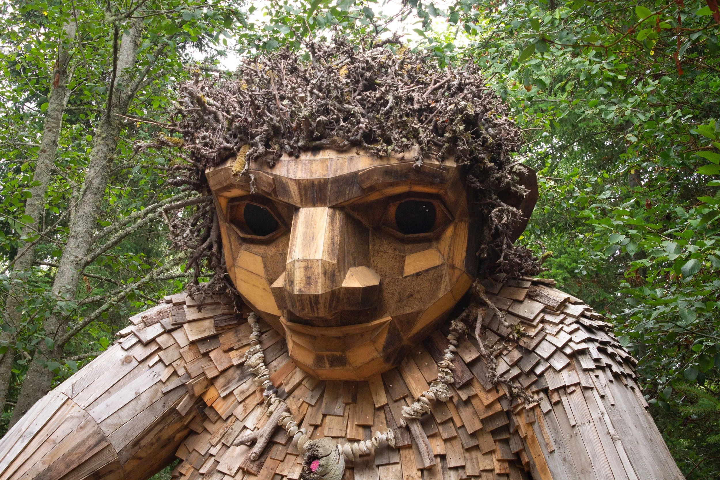 How to See Bainbridge Island’s Giant Troll — Pines and Vines