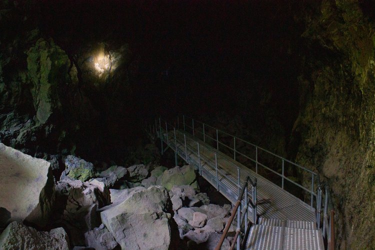 How to Visit the Lava River Cave — Pines and Vines