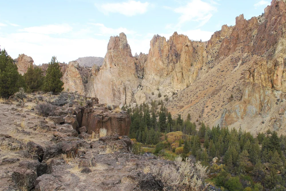 7 Unforgettable Hikes at Smith Rock (+ Quick Visitor’s Guide) — Pines ...