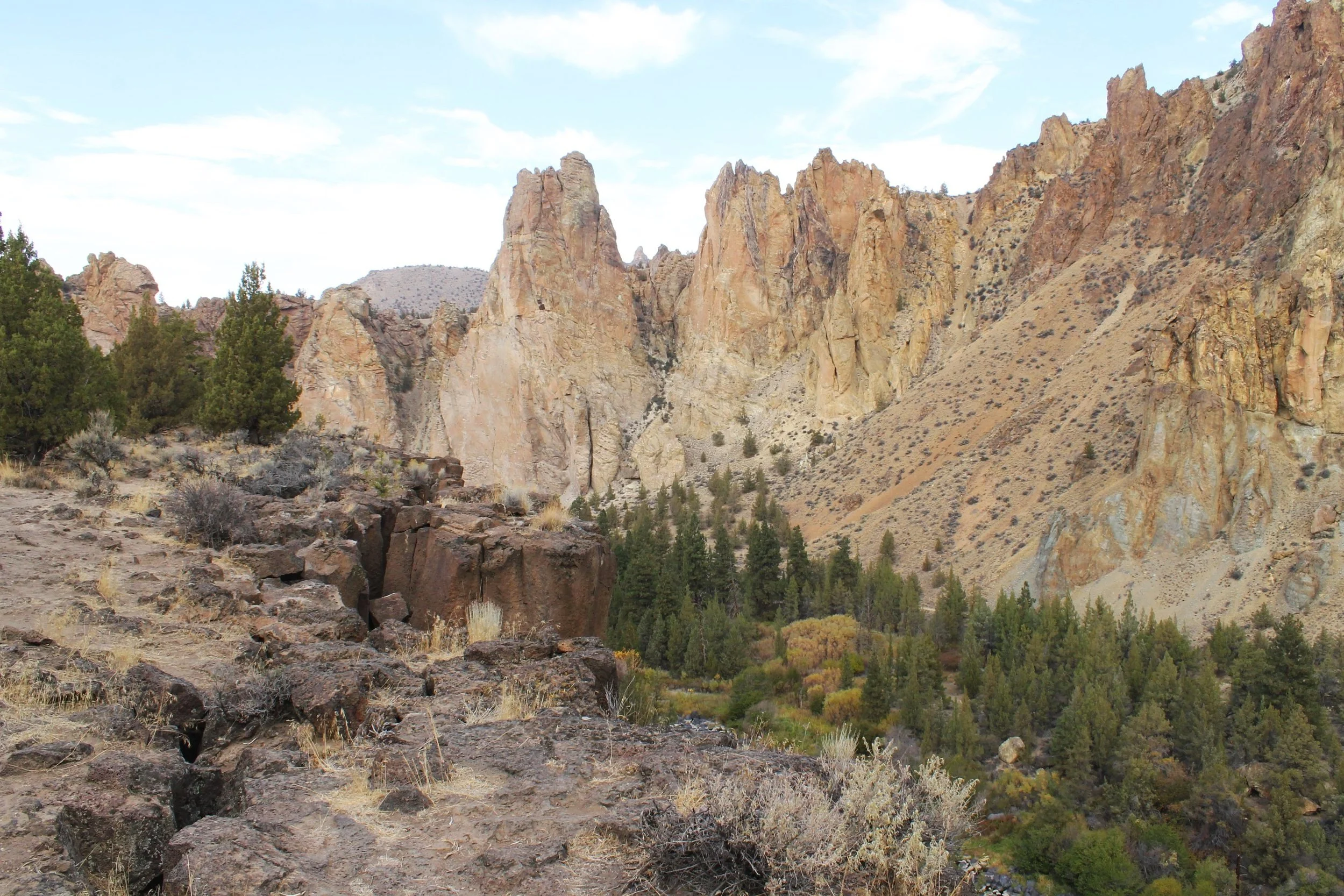 7 Unforgettable Hikes at Smith Rock (+ Quick Visitor’s Guide) — Pines ...