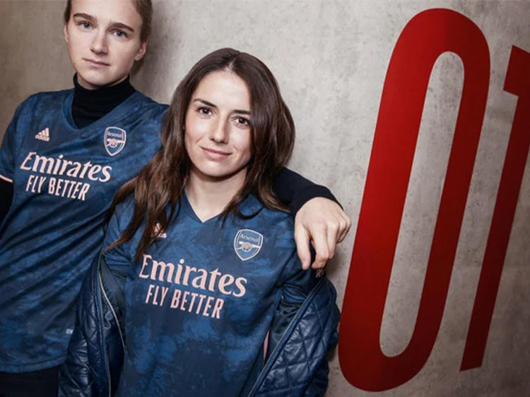 Arsenal Brand Guidelines — Roland Tiffany