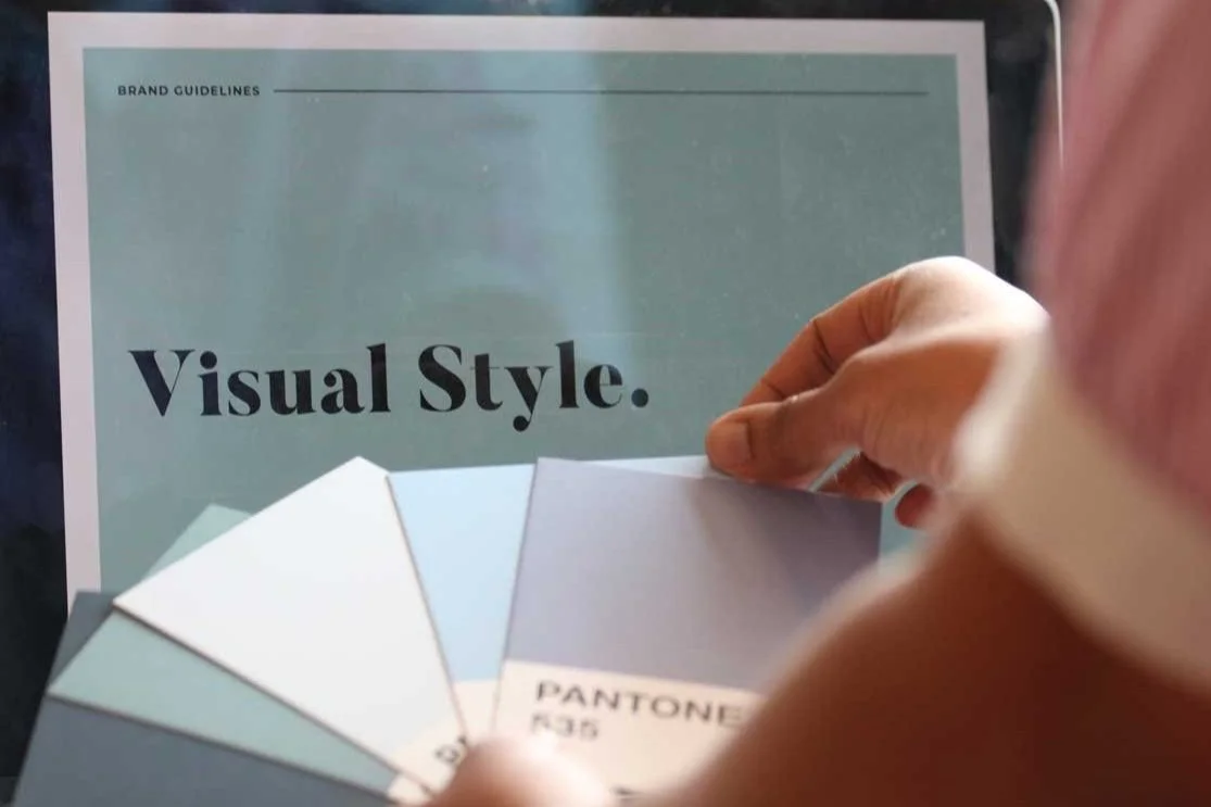 Lyons Creative | Freelance Graphic Designer London | Corporate ...