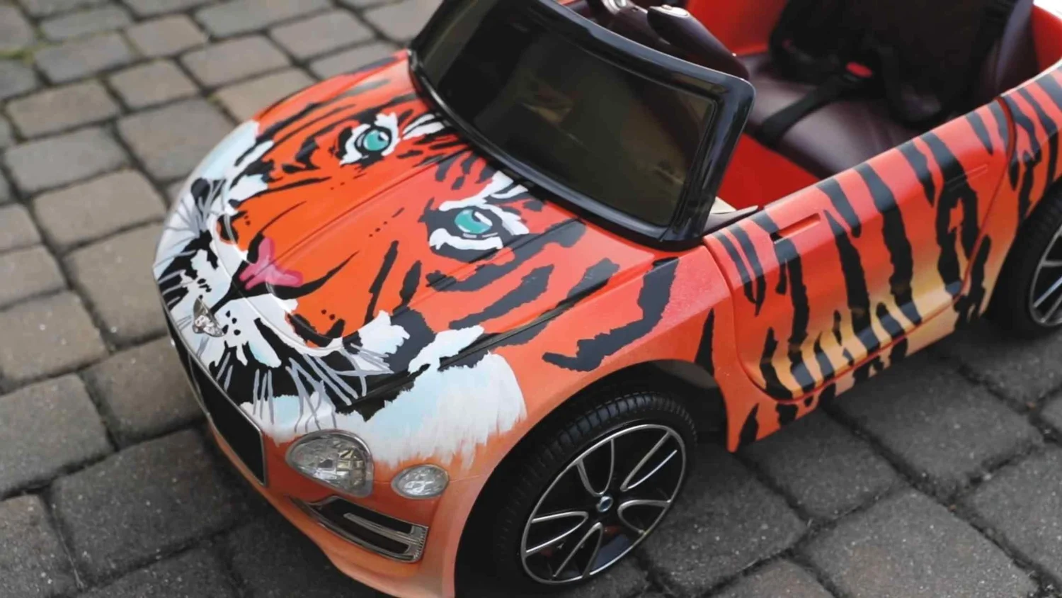 I Custom Painted a Bentley! Well, Sort of... — Tim Decker